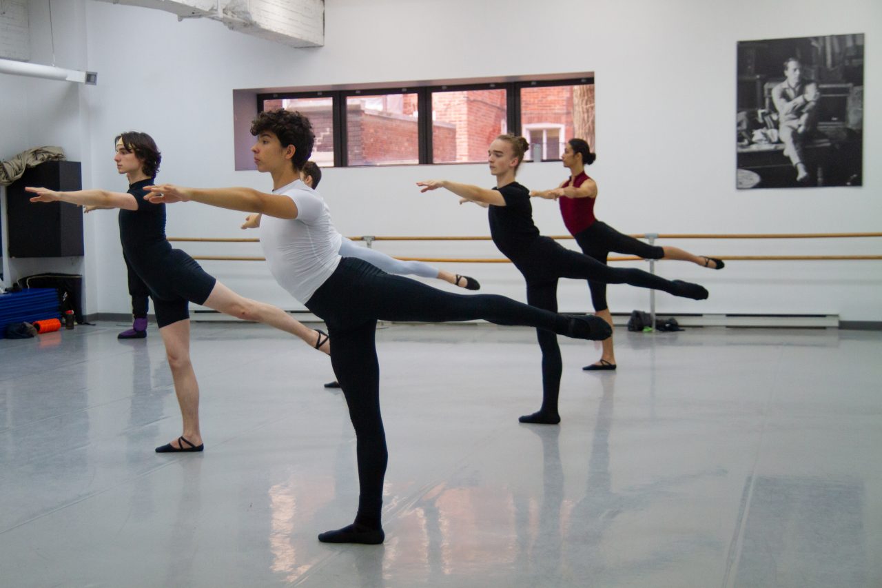 Le ballet masculin au Québec peine à faire sa place - Montréal Campus